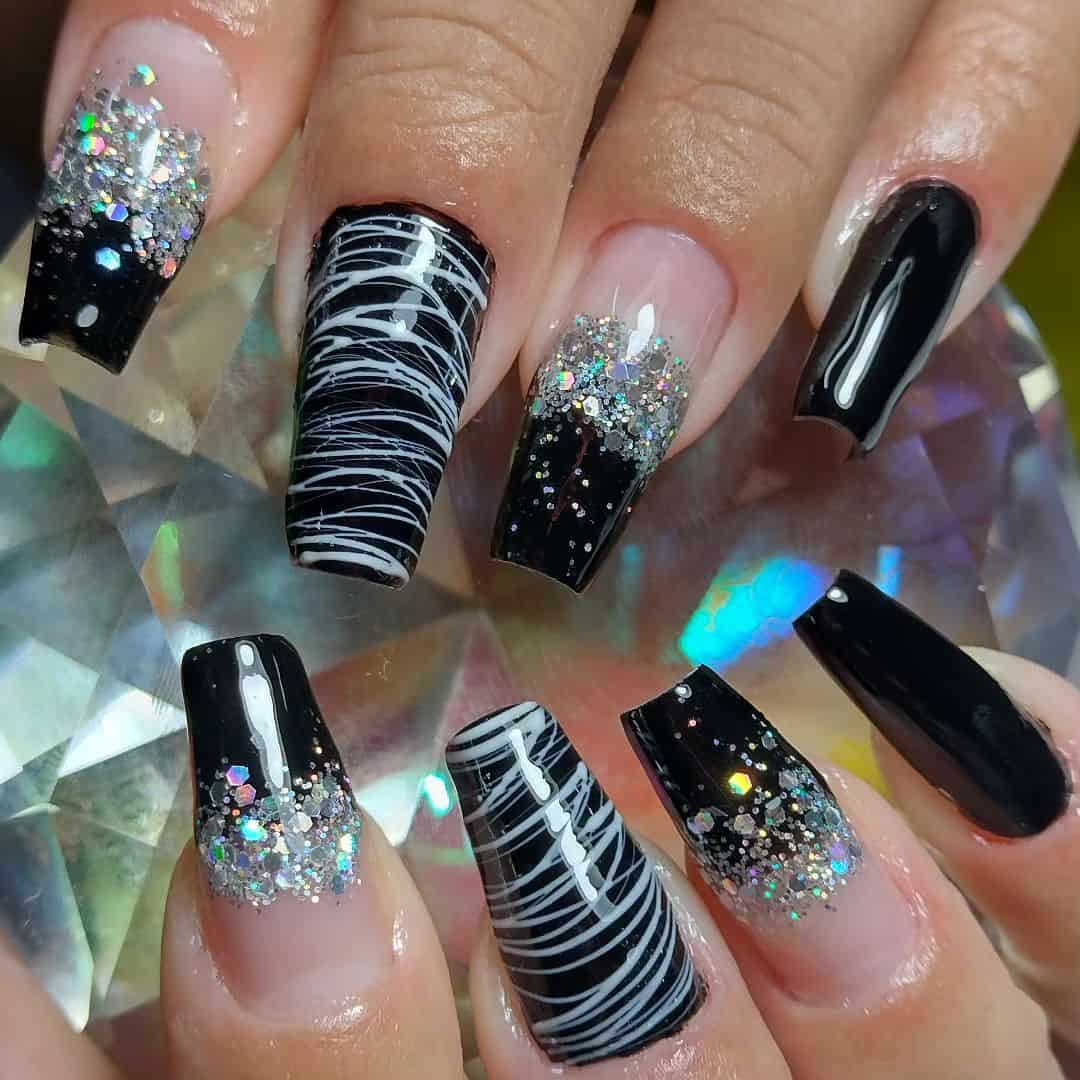 Unhas decoradas pretas: dicas, tutoriais p/ fazer +15 ideias para você ...