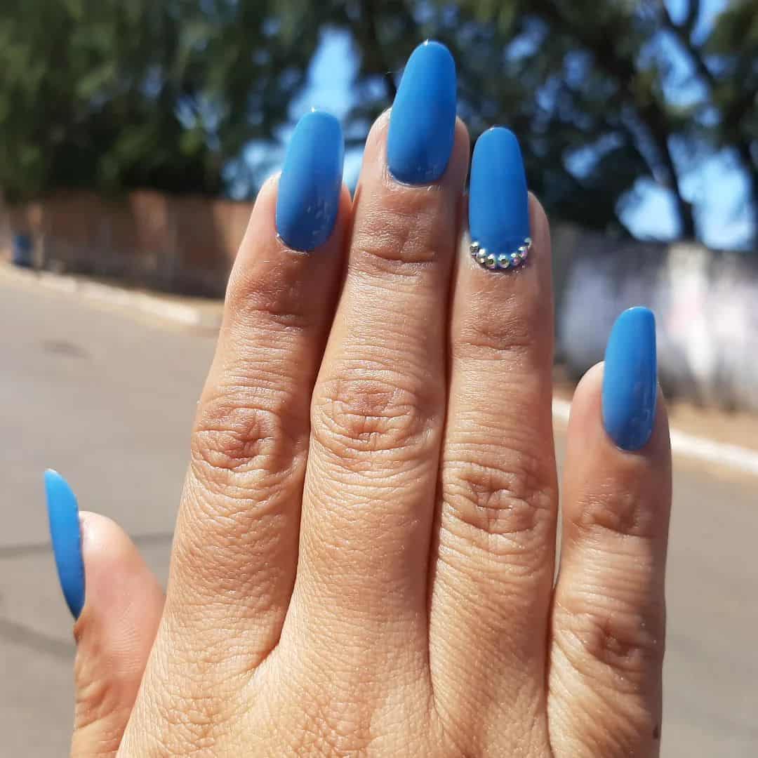Unhas Decoradas Azul: 5 Ideias Estilosas para Você Arrasar - Ellas Magazine
